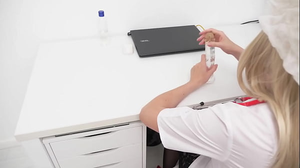 Doctor Dildo Videos Xvideos Com